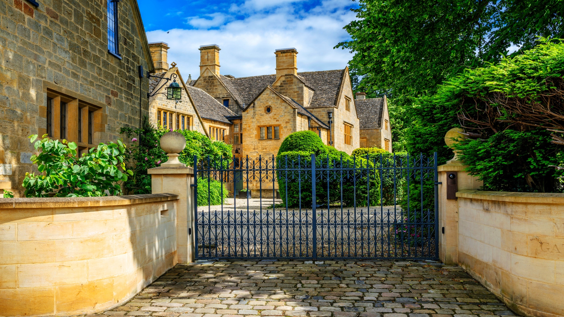 How Good Maintenance Supports Good Interior Design - LUXlife Magazine